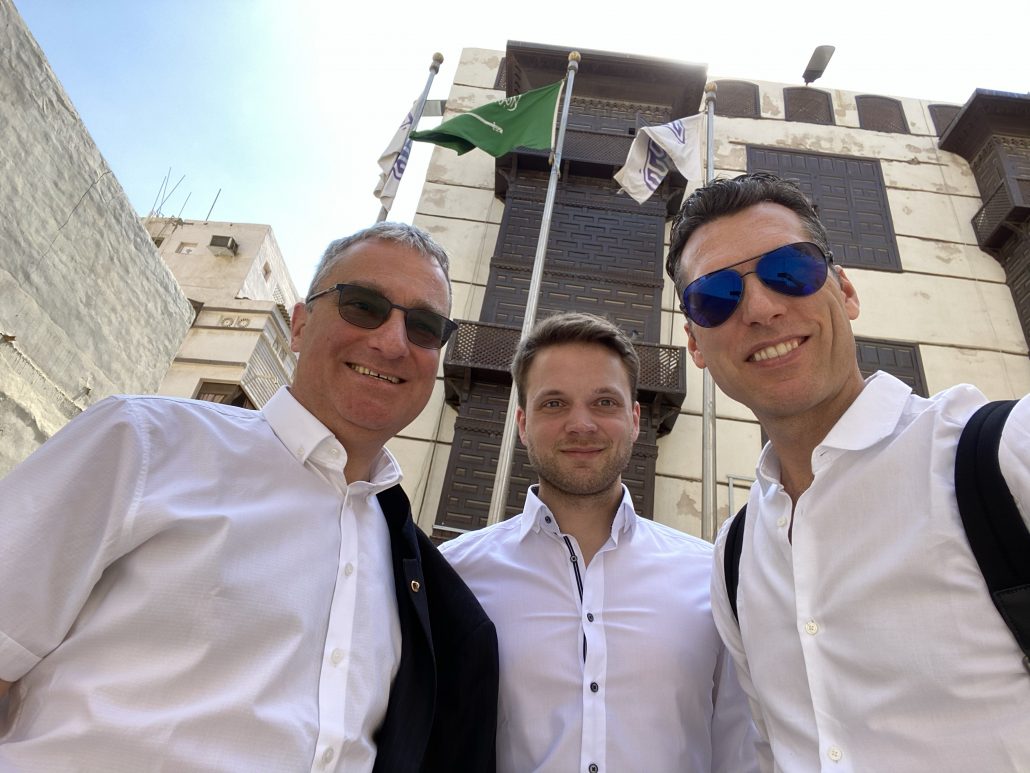Dr. Christian Schneider und Dr. Thore Haag in Jeddah - OZ Theresie